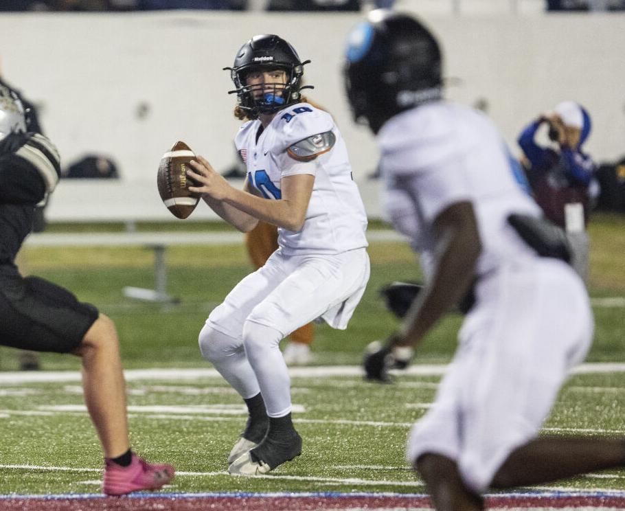 Oceanside Collegiate QB Aiden Manavian prep player of week