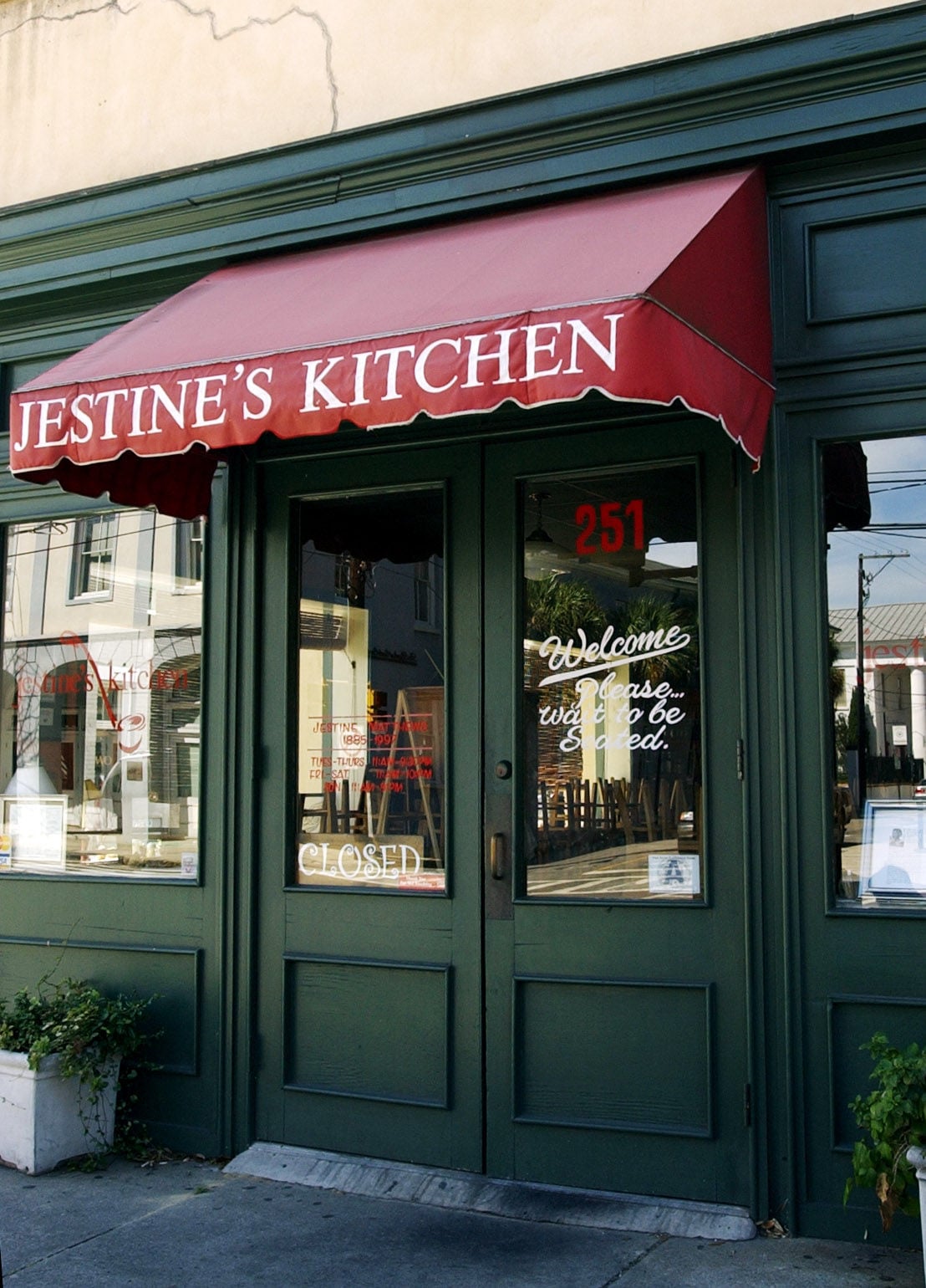 Jestine's Kitchen closes after 24 years in downtown Charleston