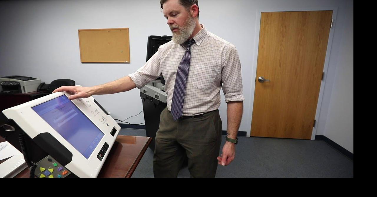 How to use the new paper-based voting machines