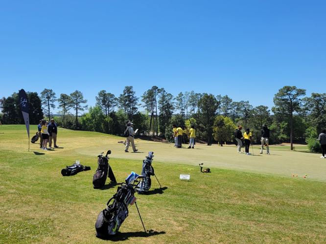 Photos: Community Golf Day
