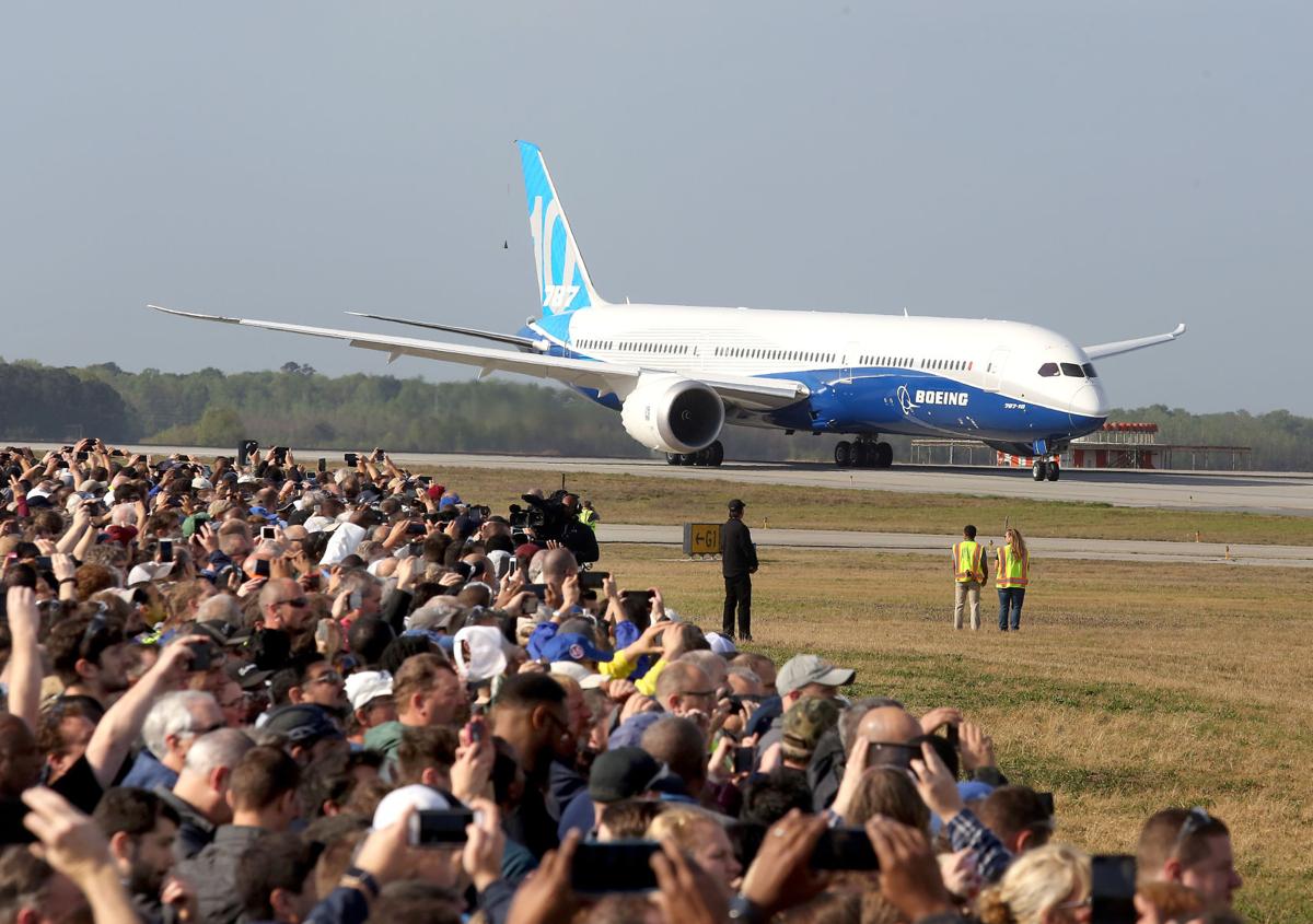 Boeing South Carolina-built 787-10 Dreamliner Test Flight | Multimedia ...