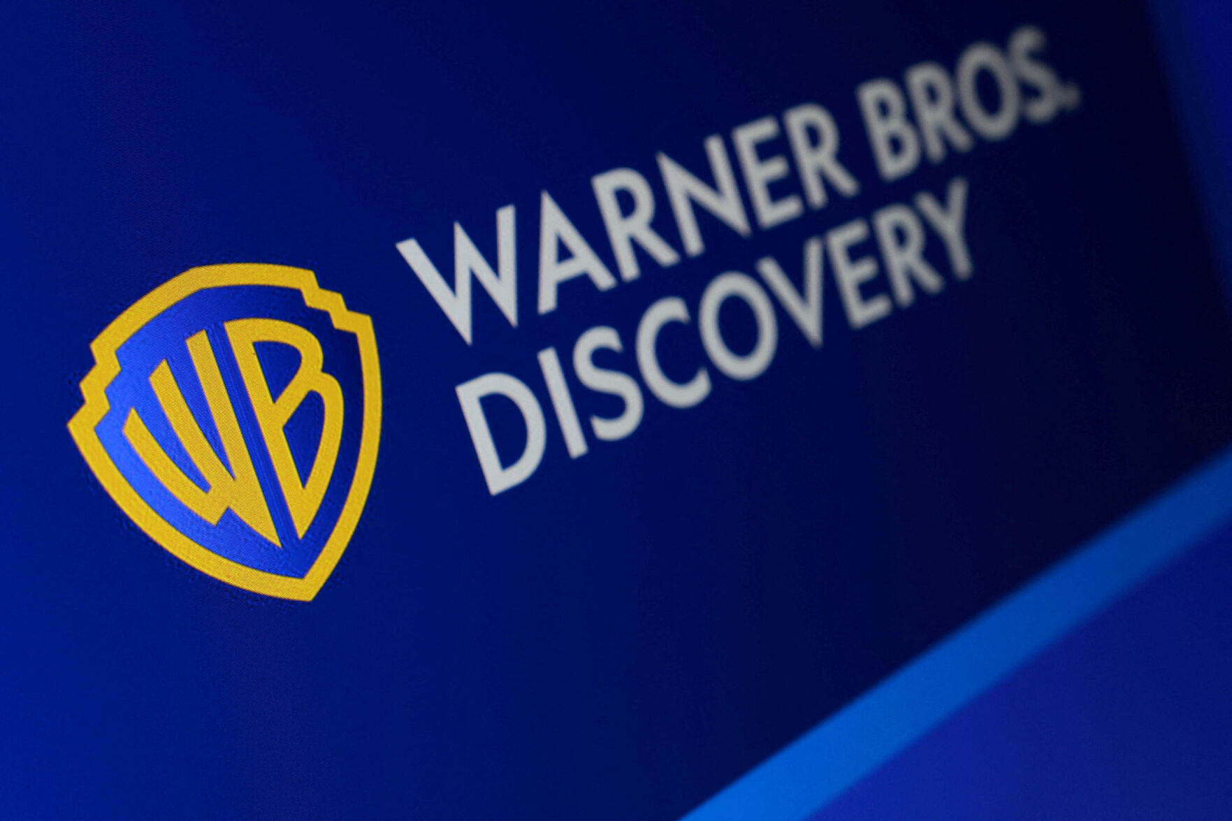 Paramount sues Warner Bros for Netflix deal details, plans proxy fight