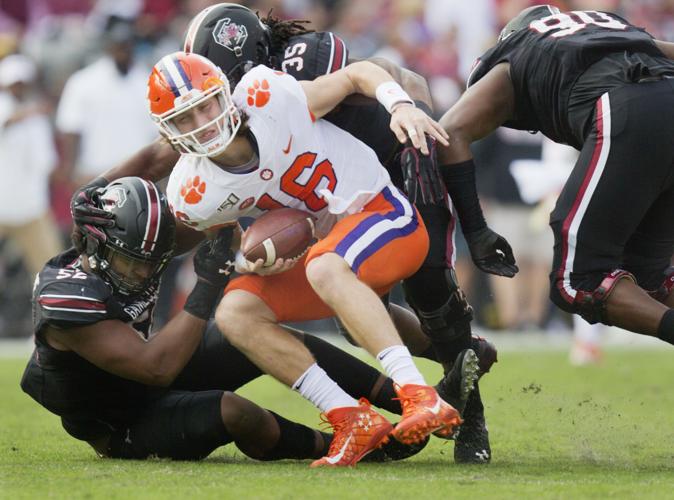 Excitement and energy permeate Beamer's first USC team, but wins may ...