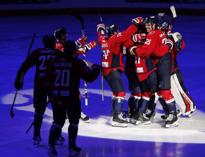 Charleston's Stingrays play Solar Bears in Kelly Cup playoff