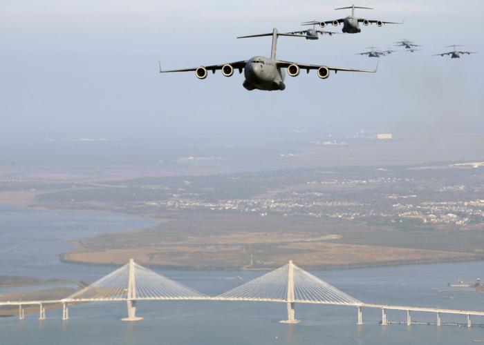 Against the Wind-The history of the C-17