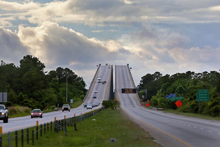 Broken cable in Wando River bridge closes westbound I-526 for at least ...