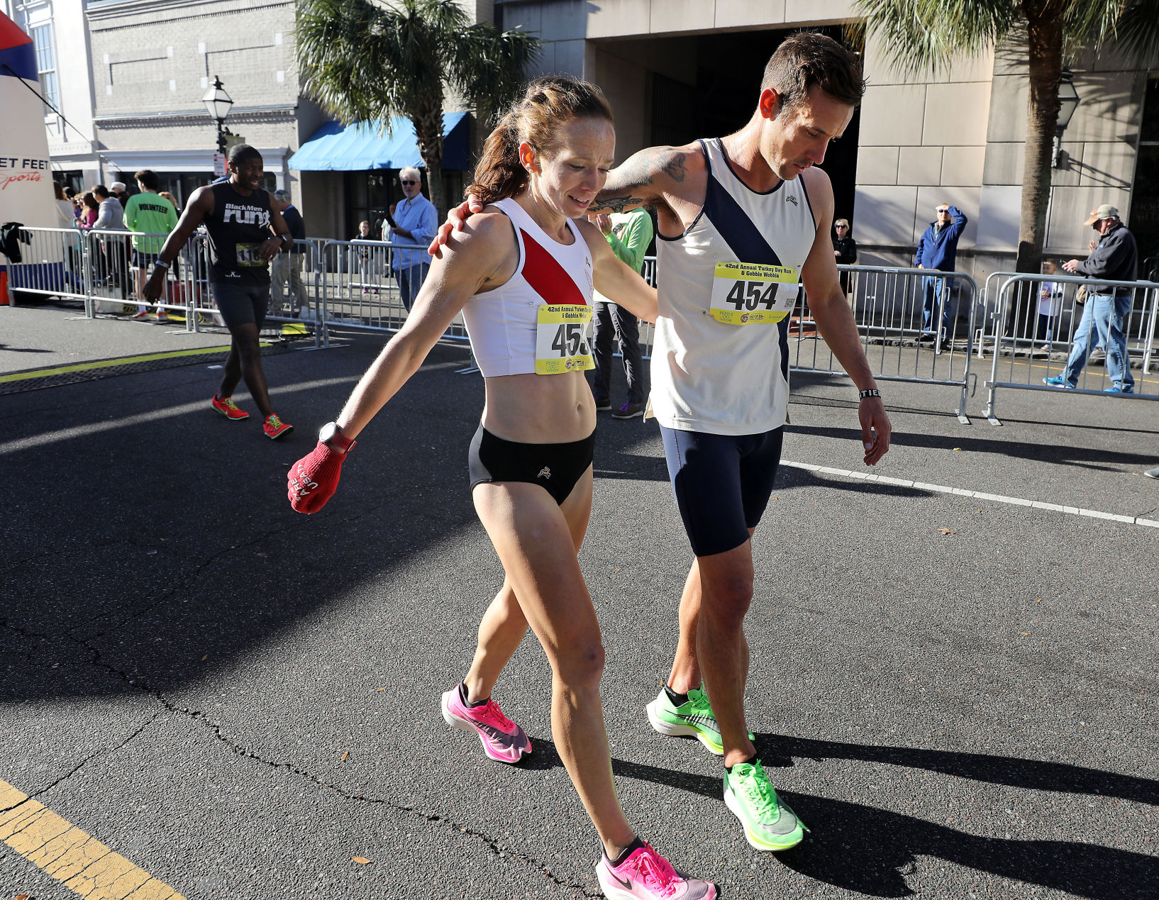 SC couple returns to elite running at Myrtle Beach Marathon