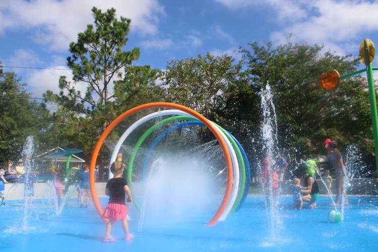 Summerville opens First Citizens splash pad at Doty Park