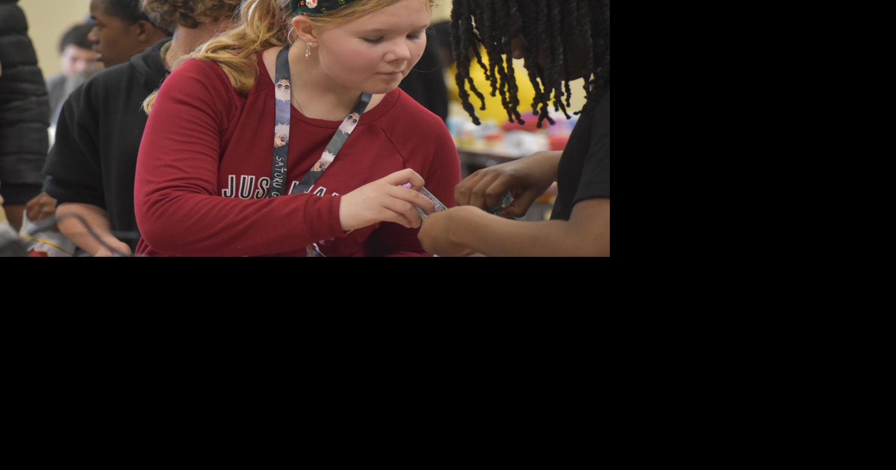 Carvers Bay Middle student gives Xmas celebration for school | News ...