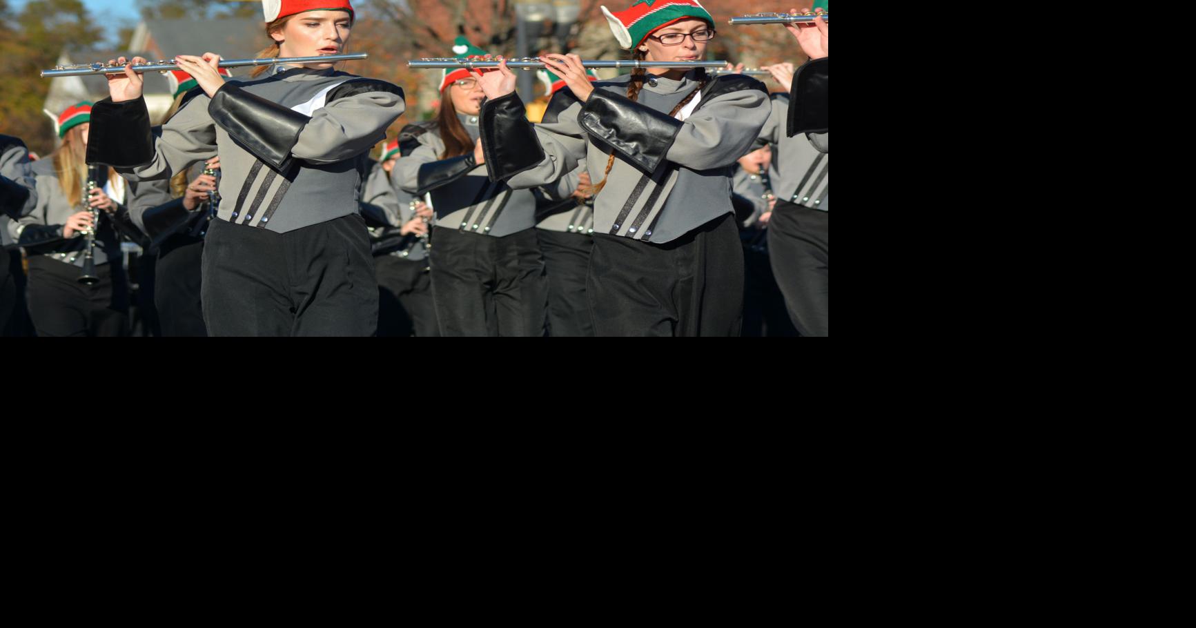 Sun smiles on North Augusta's Christmas parade