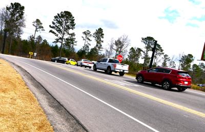 Intersection traffic signals delayed