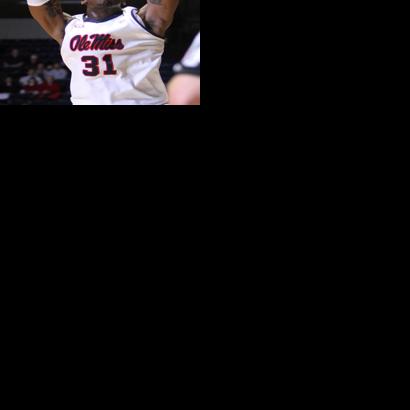 Edisto High basketball star commits to UNC