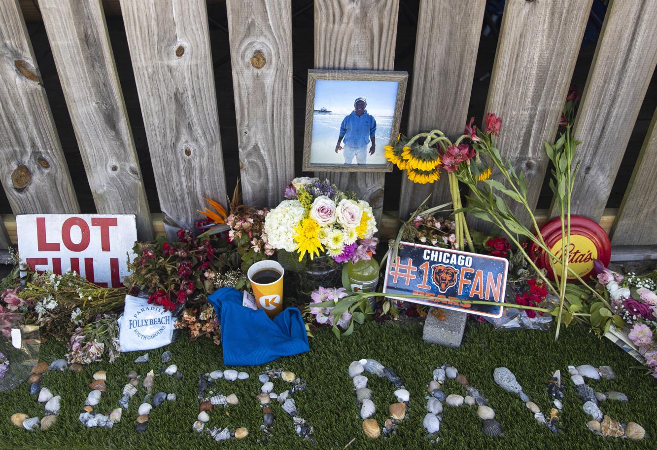 Folly Beach remembers parking attendant Super Dave