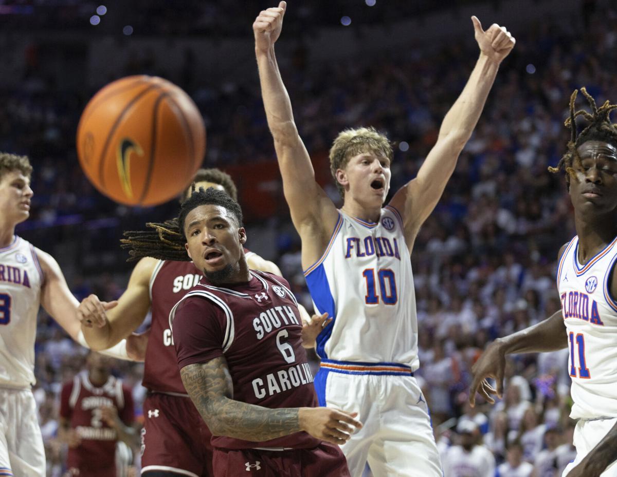 Gamecocks take on No. 3 Gators on Saturday