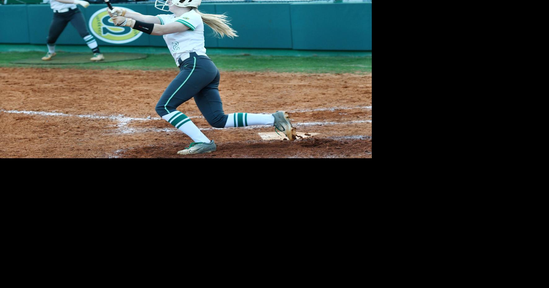Guilliam powers Green Wave past Swamp Foxes
