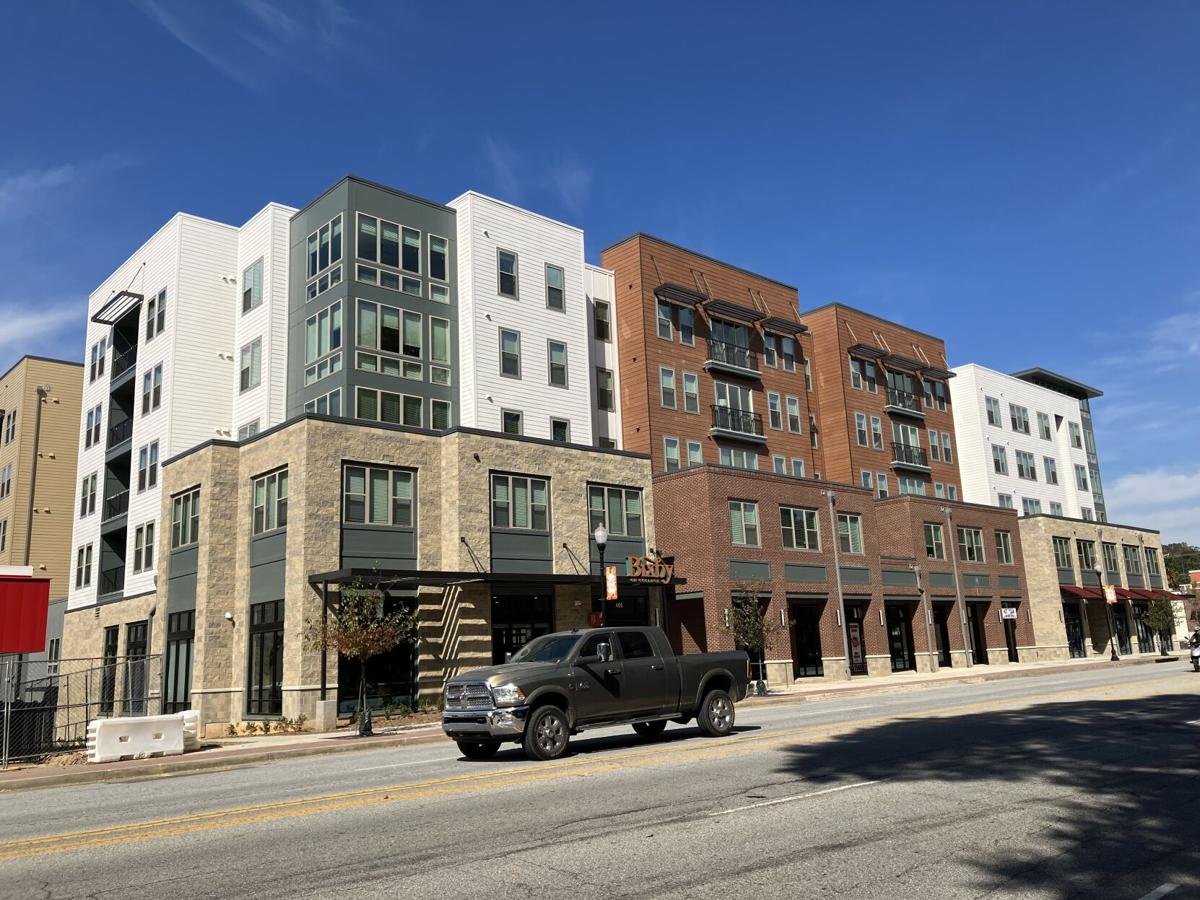 does clemson have single dorms