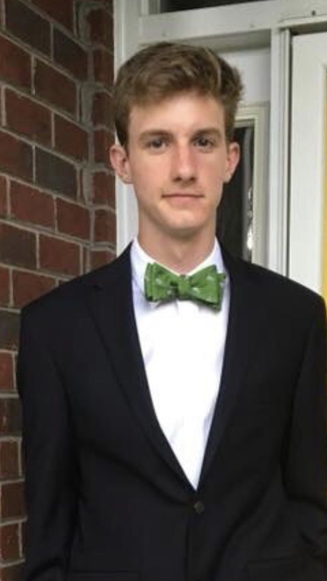 Cruise Control Driving School awards $3,000 in scholarships