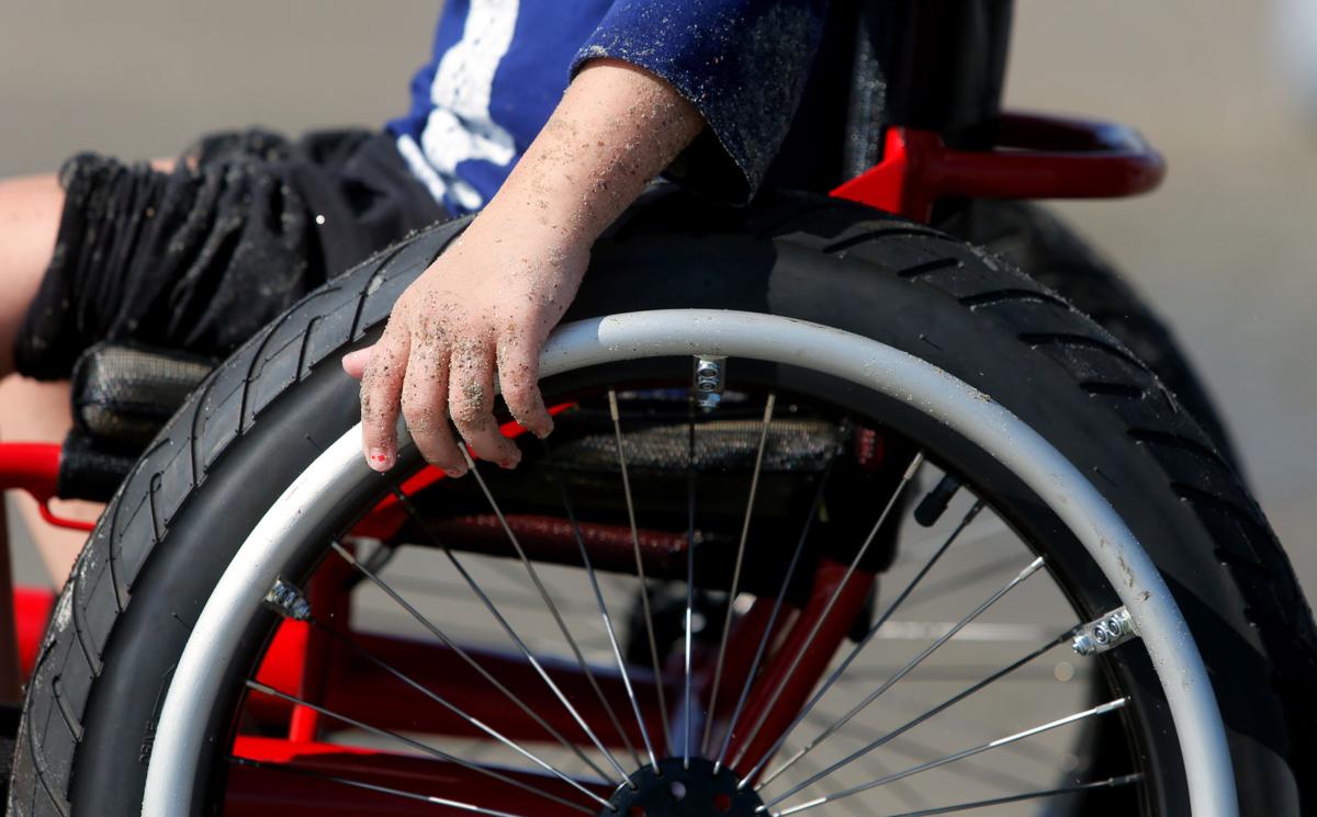 New wheelchairs for children with spina bifida | Multimedia ...