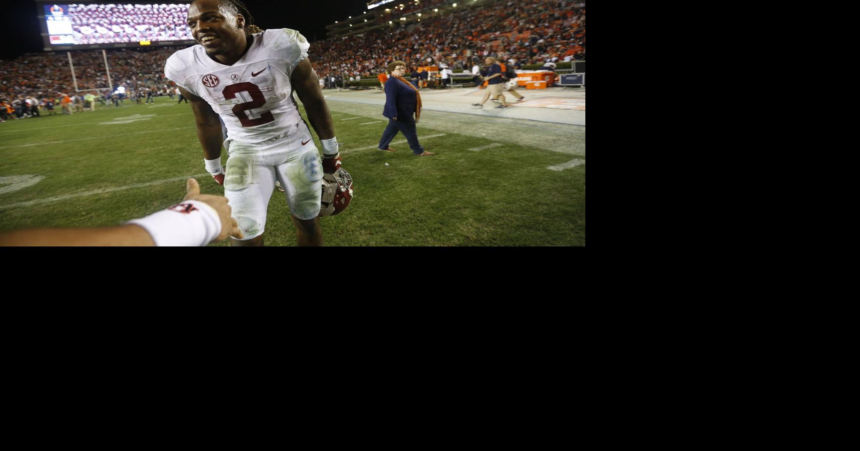 Henry bulls his way to the top | Sports | postandcourier.com