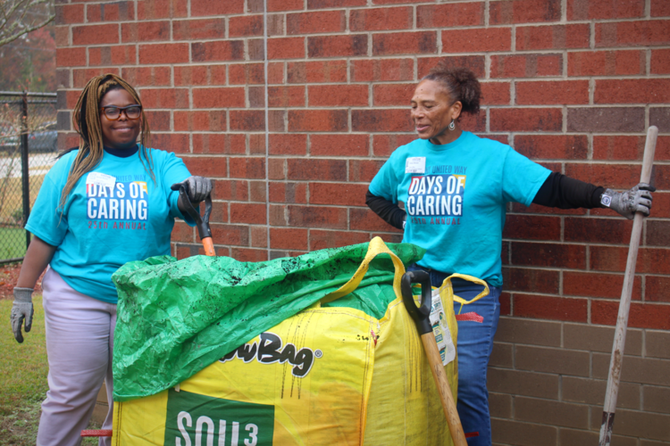Trident United Way's 25th Days of Caring mobilizes 1,500 volunteers to ...