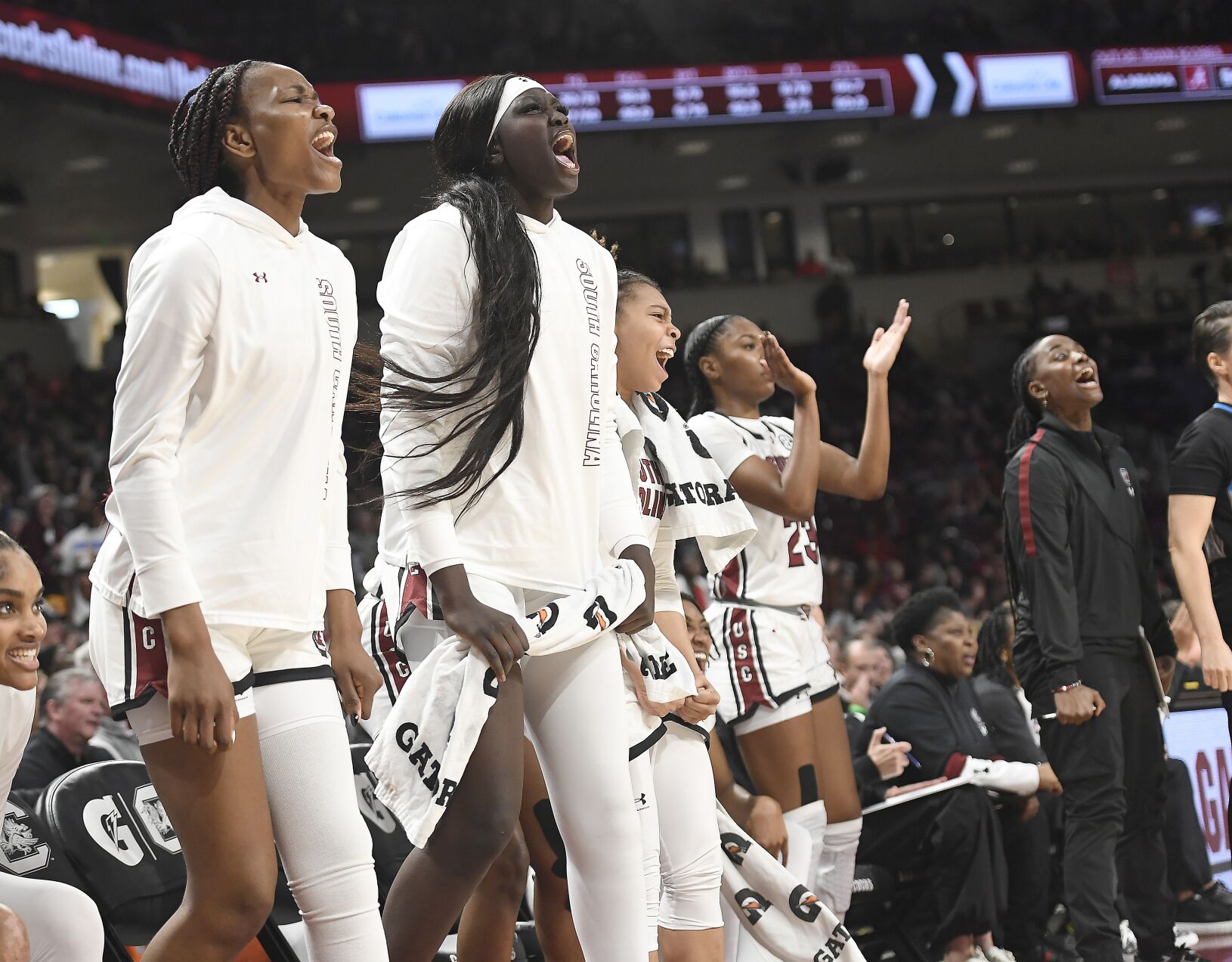 Gamecocks women's basketball knows full schedule