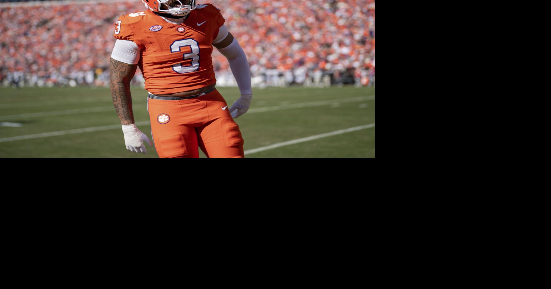 Clemson DLs T.J. Parker, Peter Woods announce 2025 plans