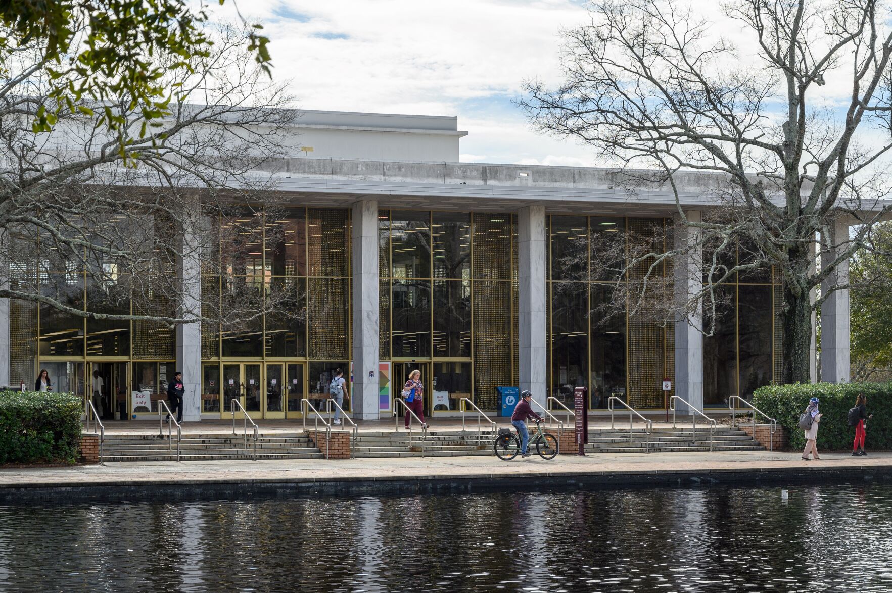 Active shooter reported at University of South Carolina