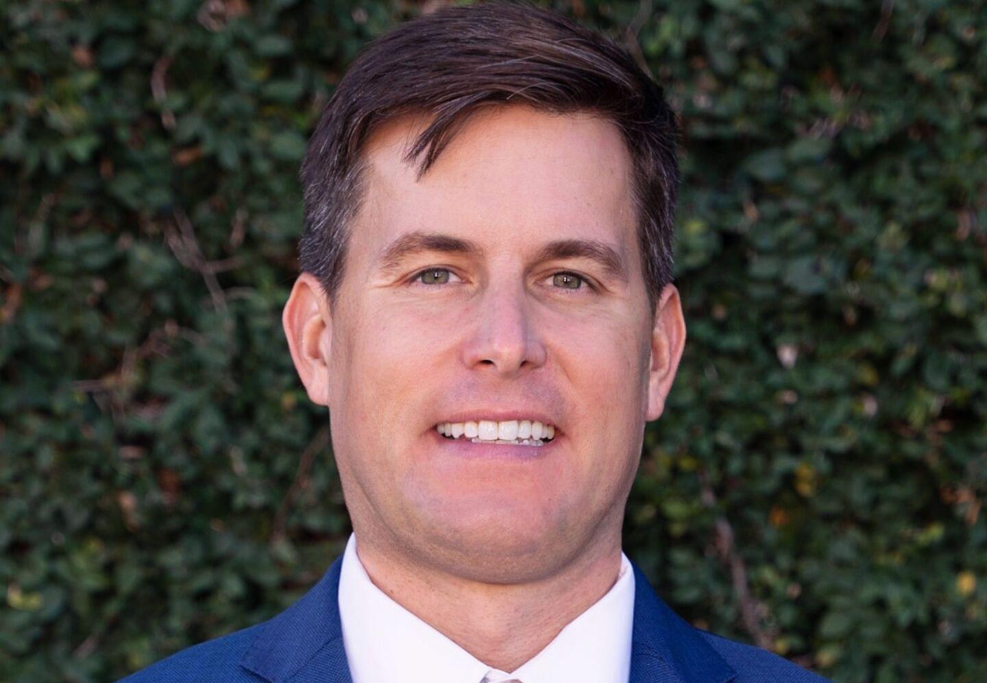 Senator urges city of Charleston to buy Marion Square