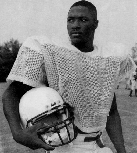 A second Staley: Mustangs' receiver patterns game after father