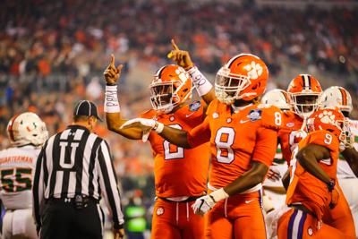 Clemson once again extends AP poll streak | Aiken Standard ...