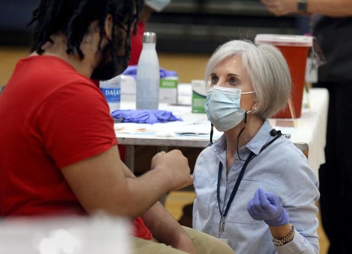 Charleston County schools give out 200 COVID-19 vaccines to students in ...