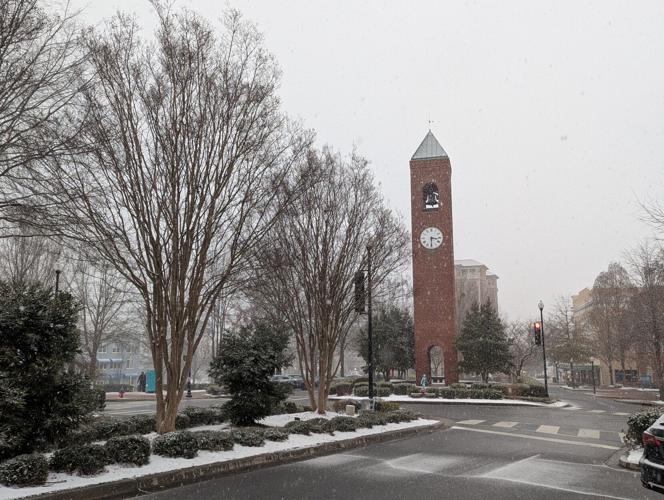 Photos: Snowstorm brings Spartanburg's first snow in 3 years