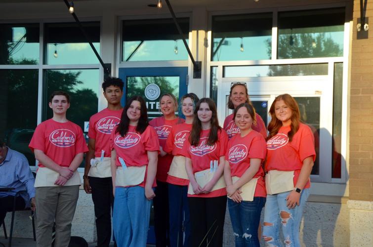 Aiken participates in 24th annual Celebrity Waiter Night