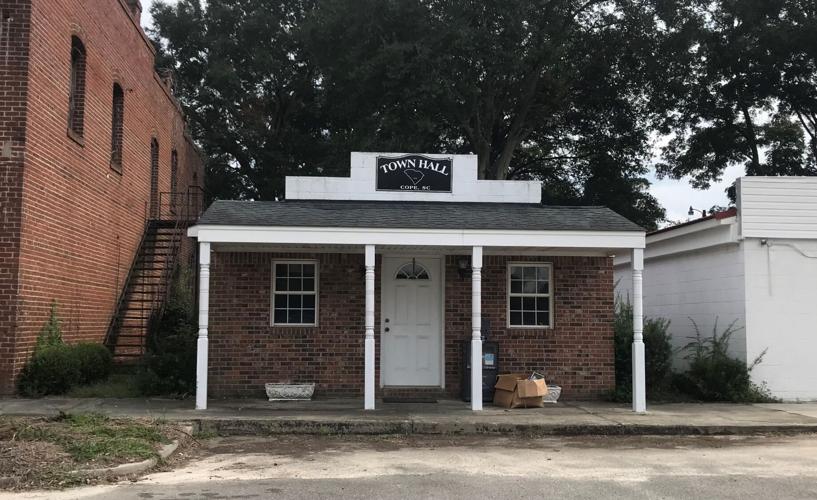 Cope survives as South Carolina's smallest town, pop. 50