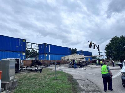 CSX train strikes artillery vehicle in Goose Creek SC