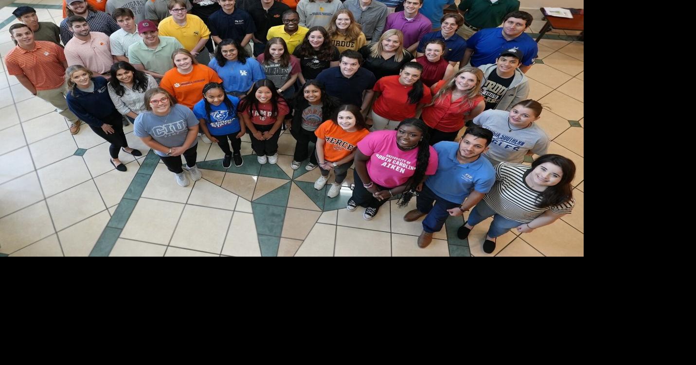 SRMC welcomes largest class of summer interns