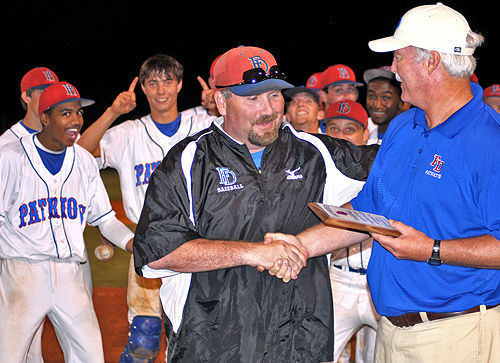 Fort Dorchester mourns loss of coach | Prep Sports | postandcourier.com