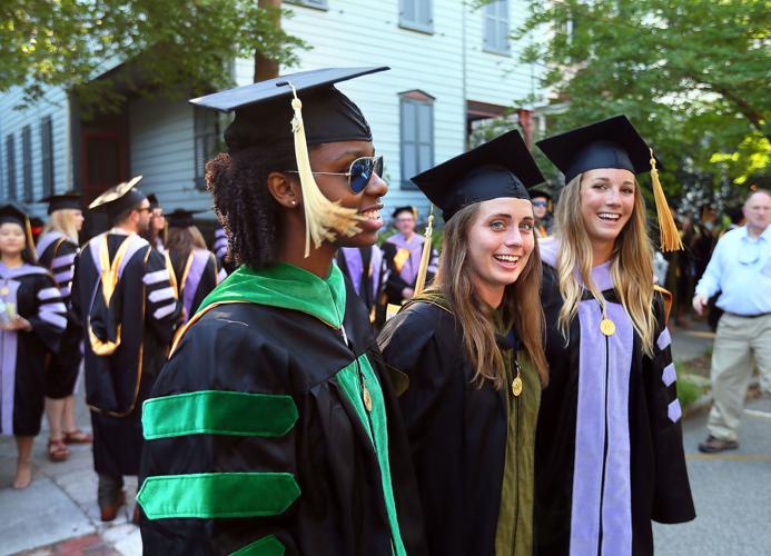 Photos: MUSC commencement for over 600 candidates