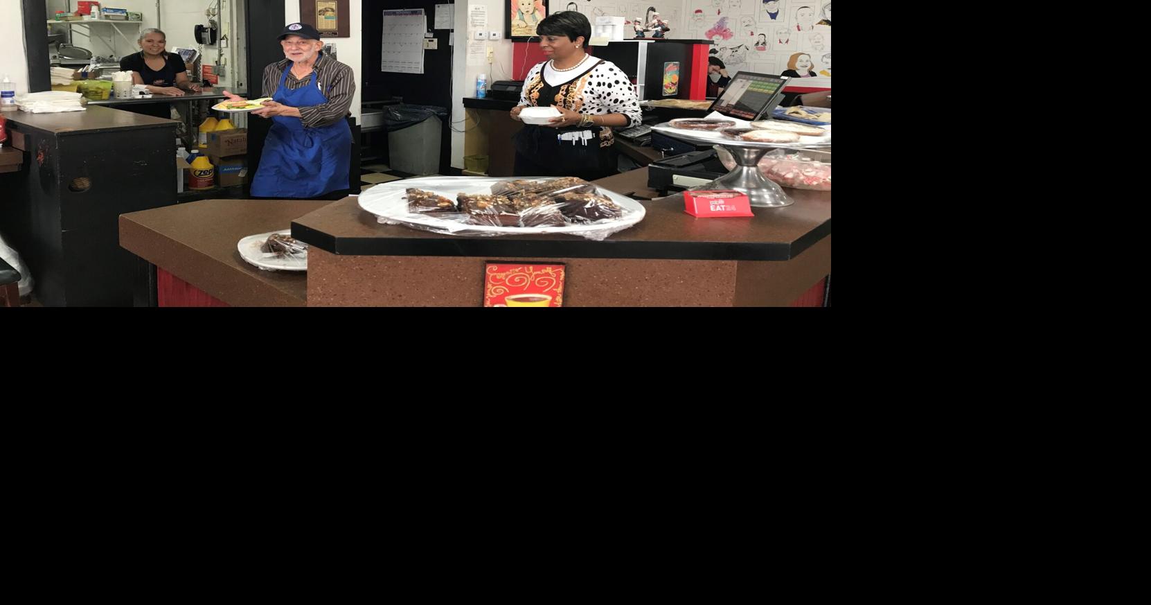 Hello Deli restaurant is saying goodbye after 14 years in North Charleston