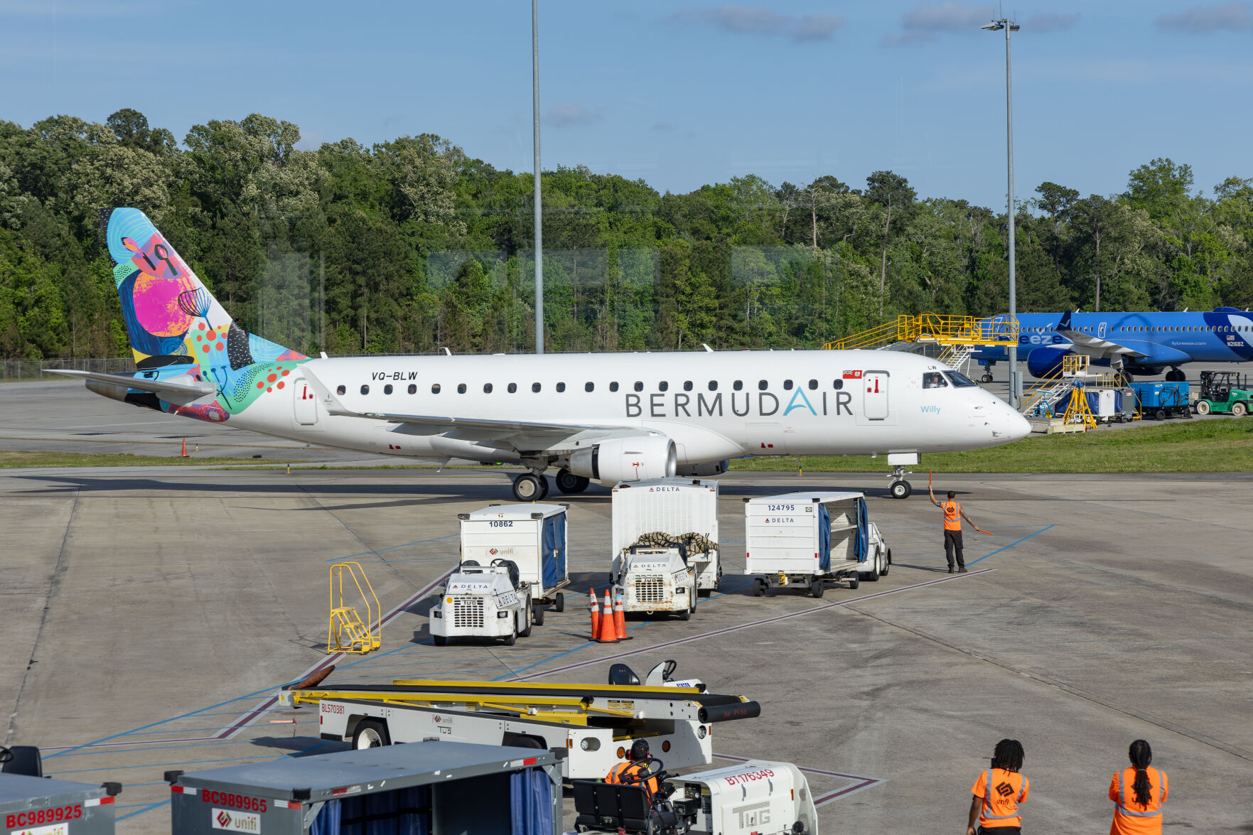 BermudAir ends Charleston-Bermuda service after fast takeoff