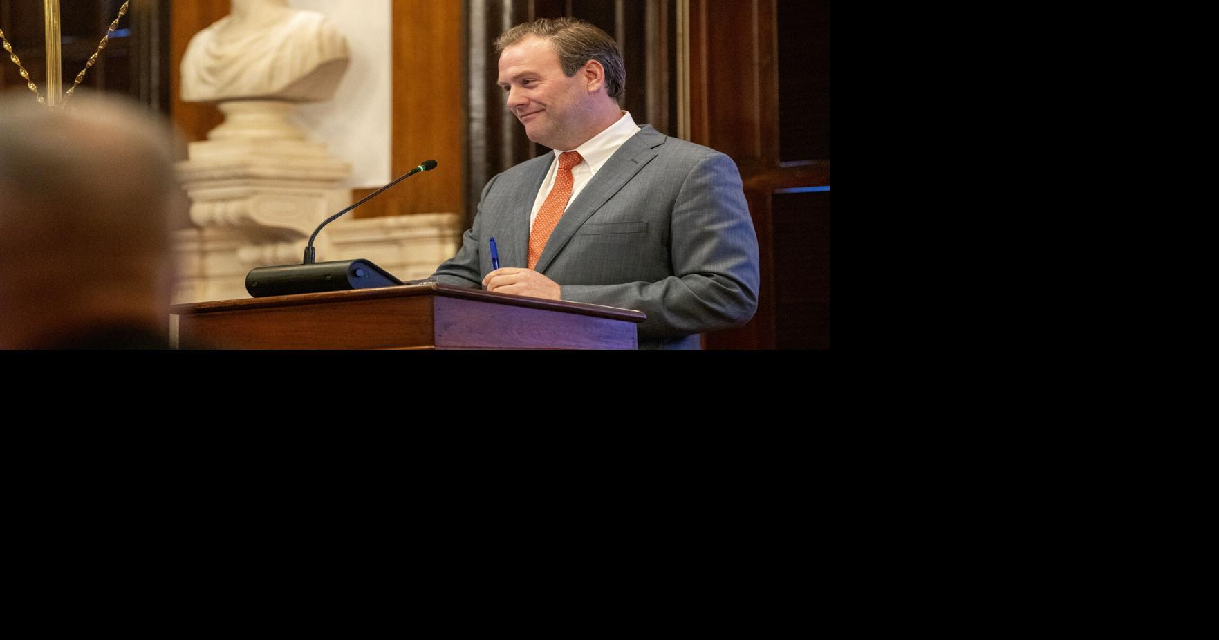 Charleston City Council members challenge mayor transparency