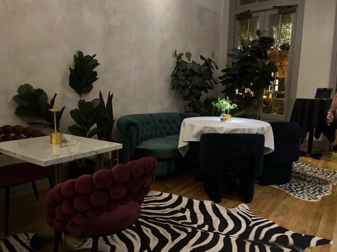 Robinson Room cocktail bar reopens on Columbia's Main Street