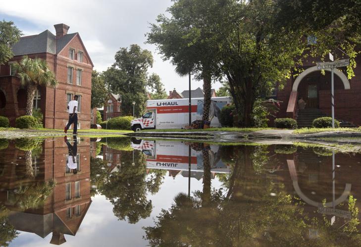 They lost cars in the flood. Now, Enston Homes residents are losing ...