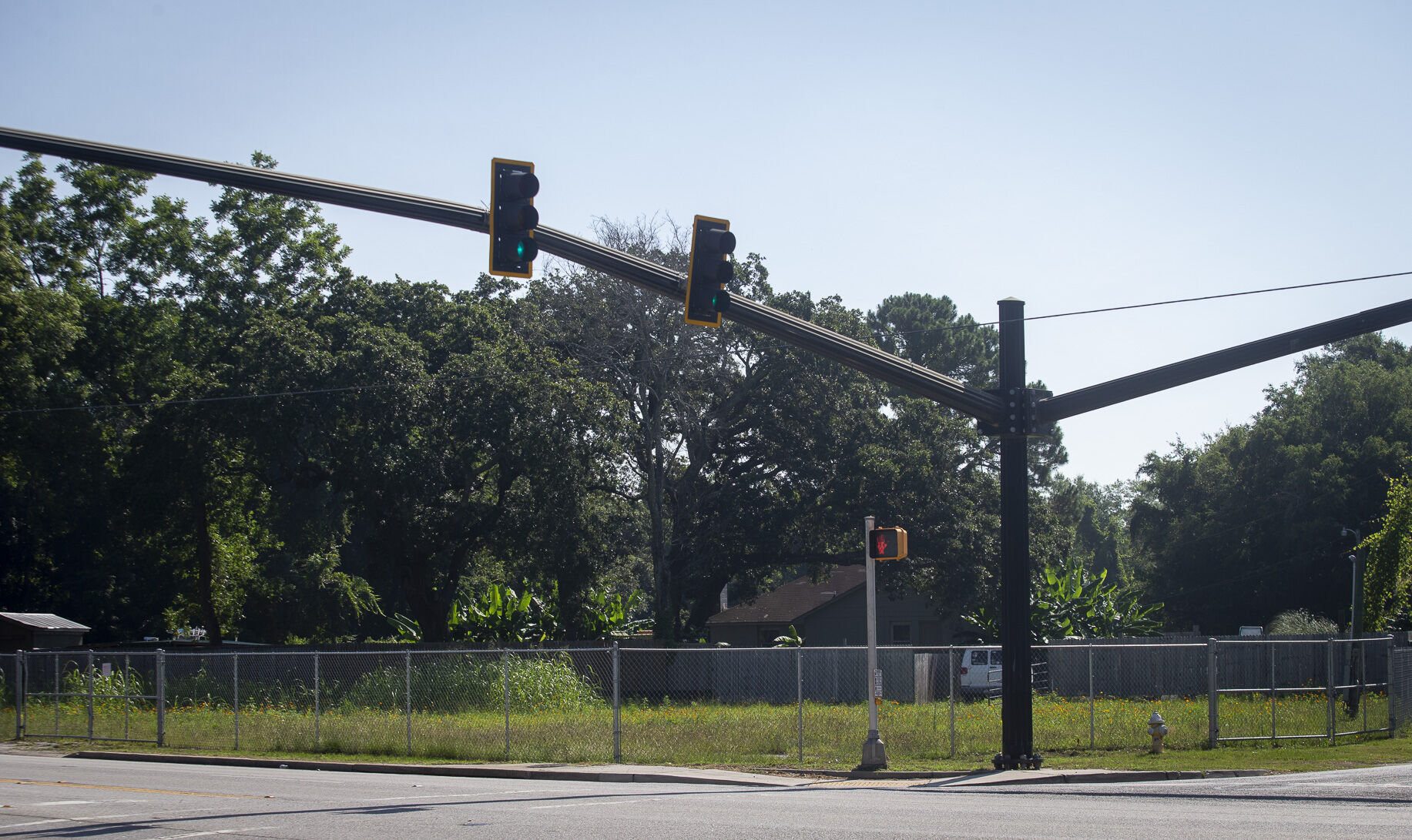 Charleston gives initial OK to James Island annex request