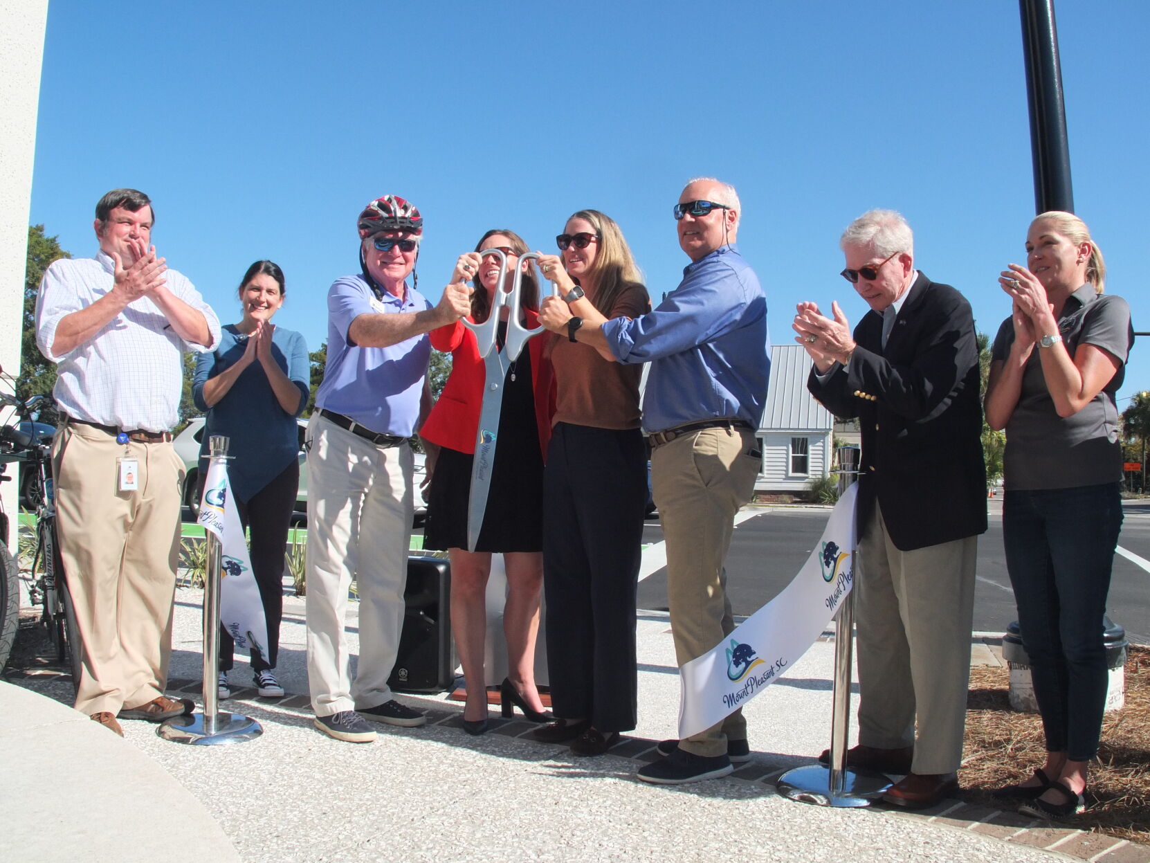 Town cuts ribbon on new bike lanes