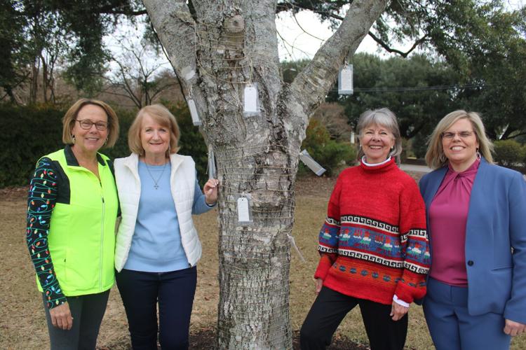 North Augusta tree lets people share prayers for holidays