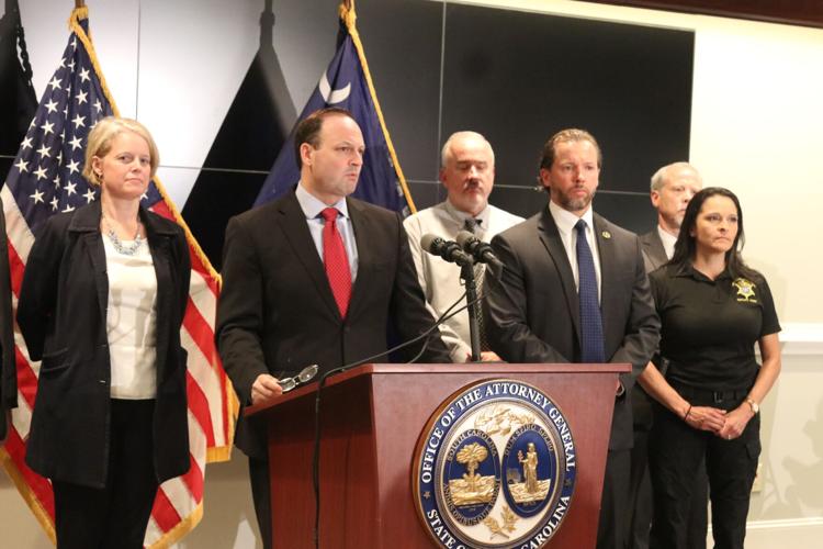 SC fugitive Jeroid Price caught by feds, NYPD; convicted killer ...