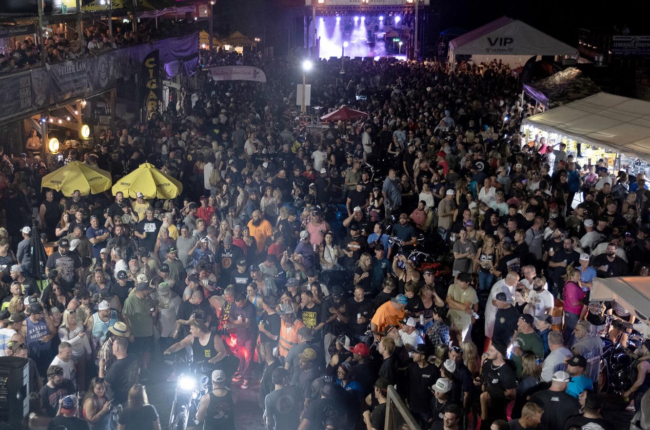 Murrells Inlet biker bar Suck Bang Blow draws crowd