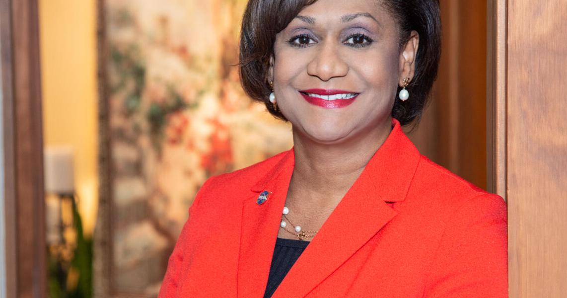 NASA Johnson Space Center director returning home to Conway to deliver ...