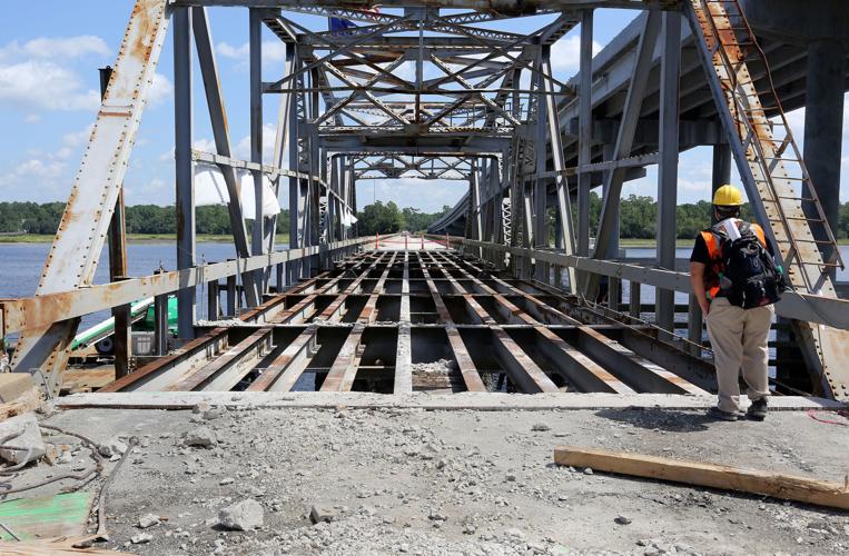 Highway 41 Swing Bridge Removal | Multimedia | postandcourier.com